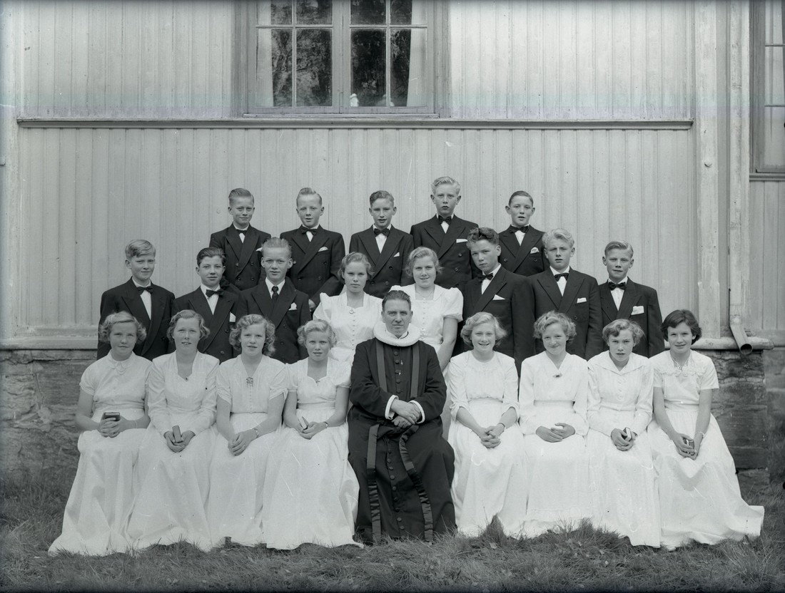 Konfirmantbilde Øymark - Marker kirkelige fellesråd